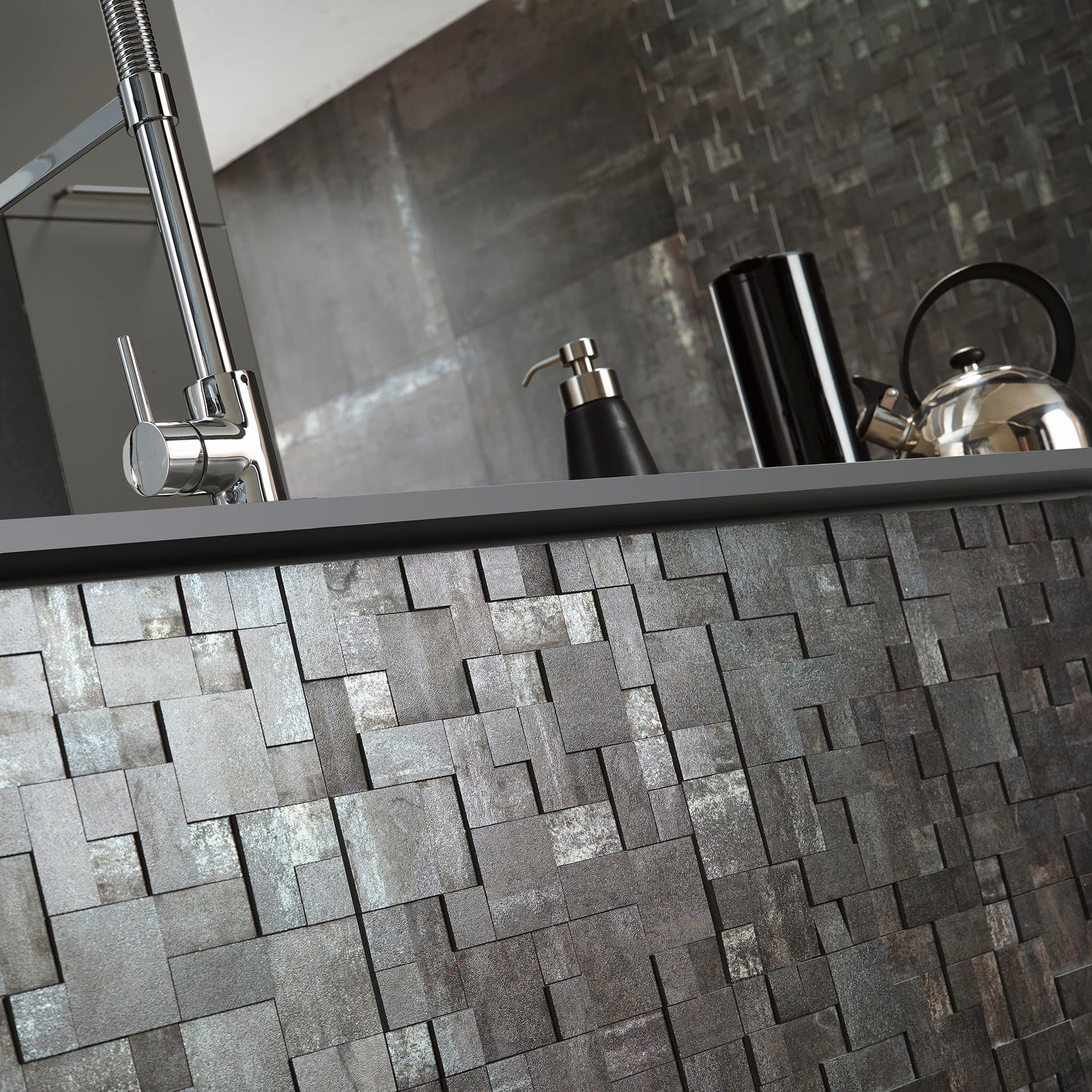 Iron Tiles: Robust Metal Aesthetics - Revigrés